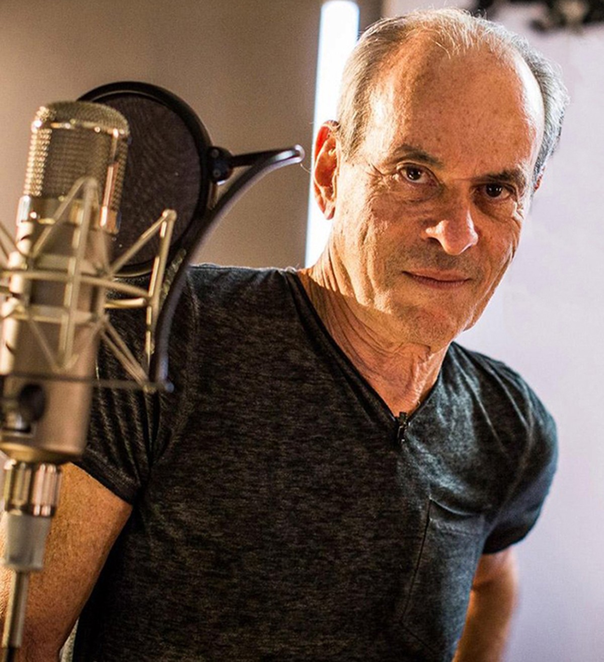 Ney planeja gravar o próximo álbum de estúdio a partir de show ainda ...