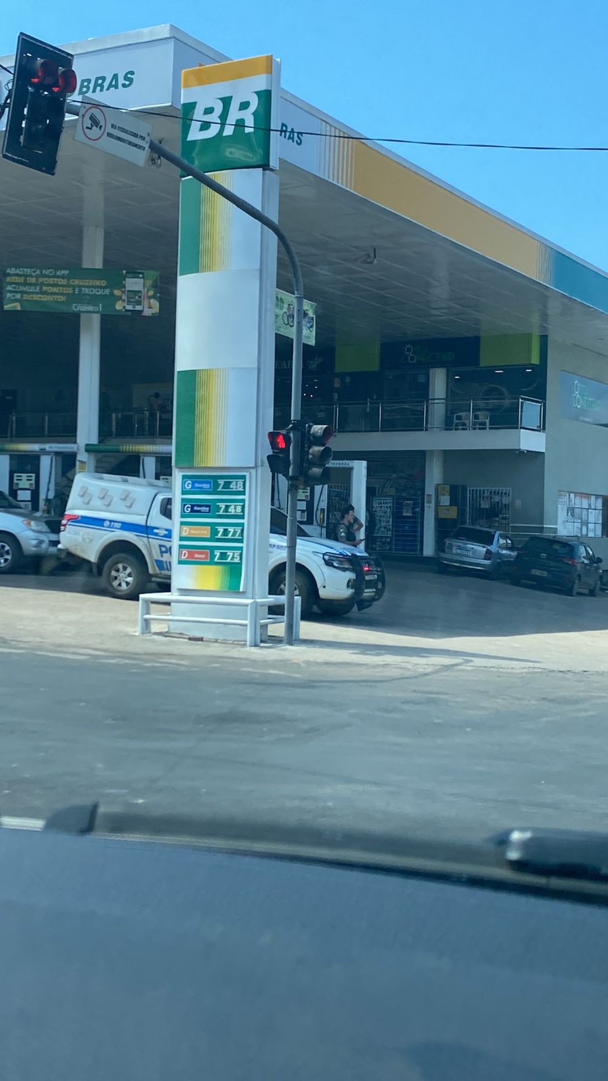 Aumento do preço leva litro da gasolina a R$ 7,48 no interior do Acre e ...
