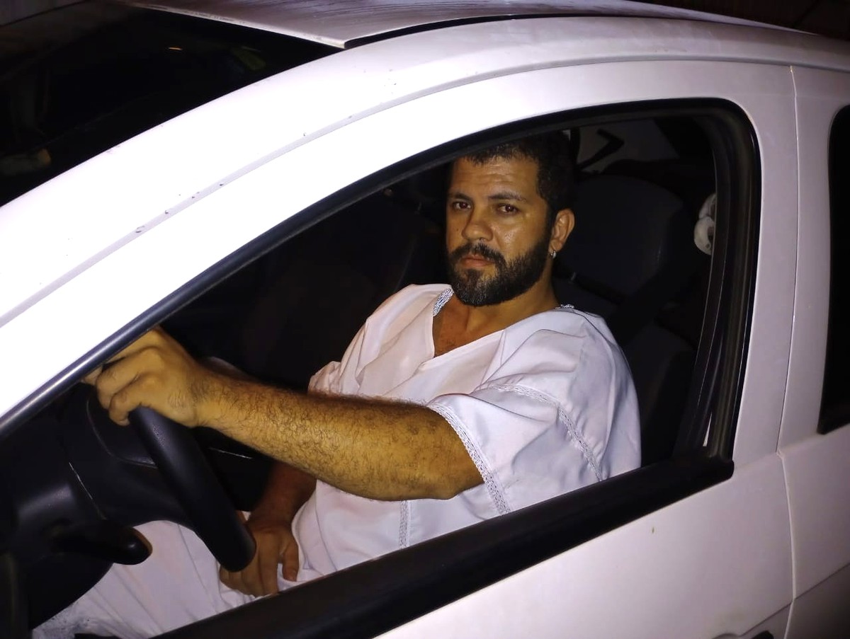 'Macumber móvel': Motorista que transporta fiéis de religiões de matriz ...