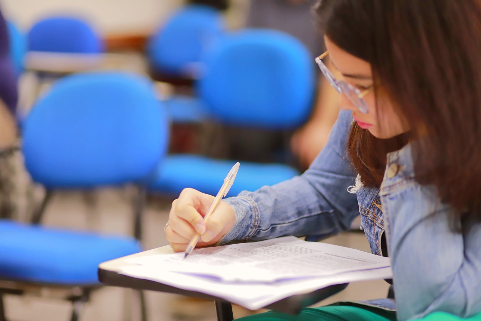 Bolsas de até R$ 1,7 mil são oferecidas em vagas de estágio no ...