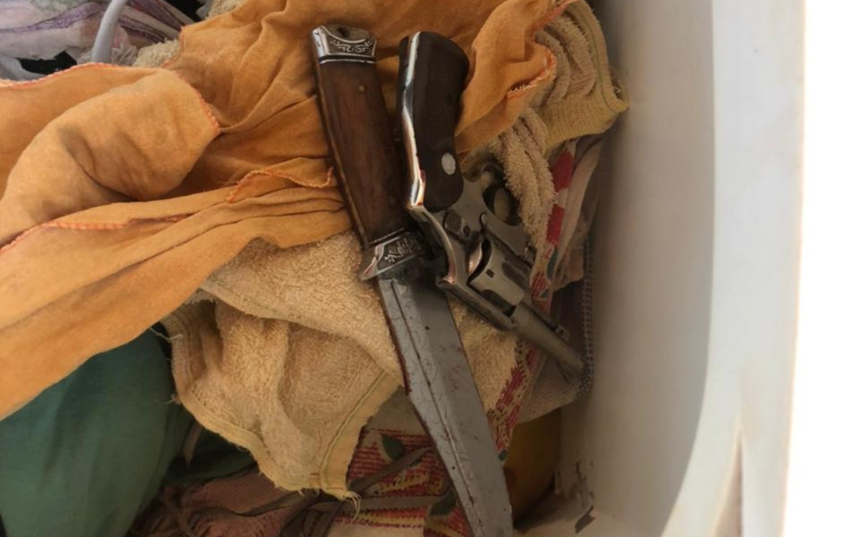 Homem é Preso Suspeito De Matar Namorado Da Ex Esposa E Se Esconder