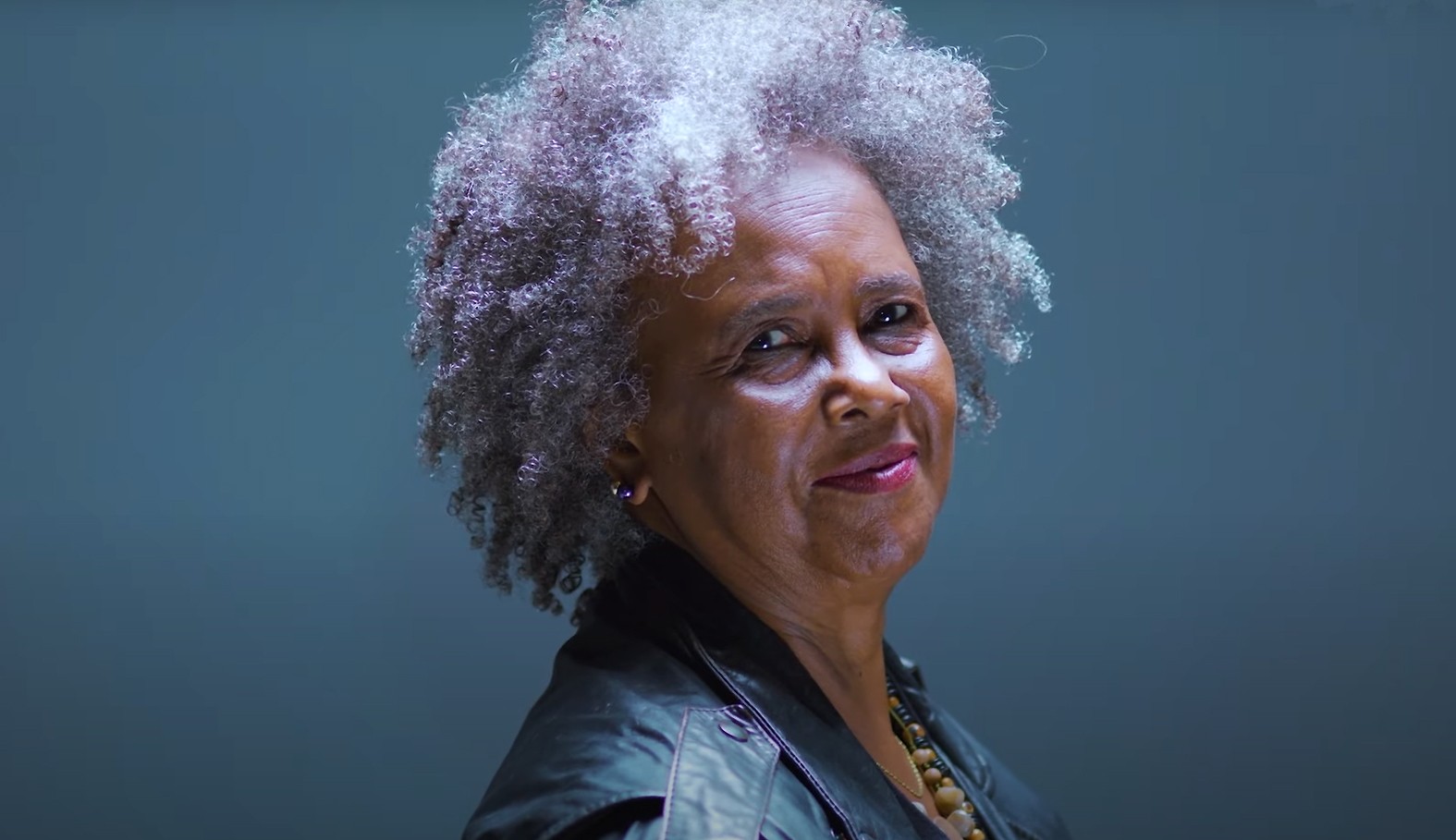 Sandra Sá tem álbum de 1982, título emblemático da black music ...