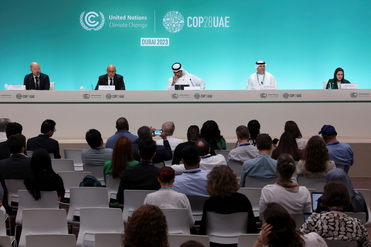COP 28 anuncia fundo de US$ 420 milhões para apoiar países afetados ...