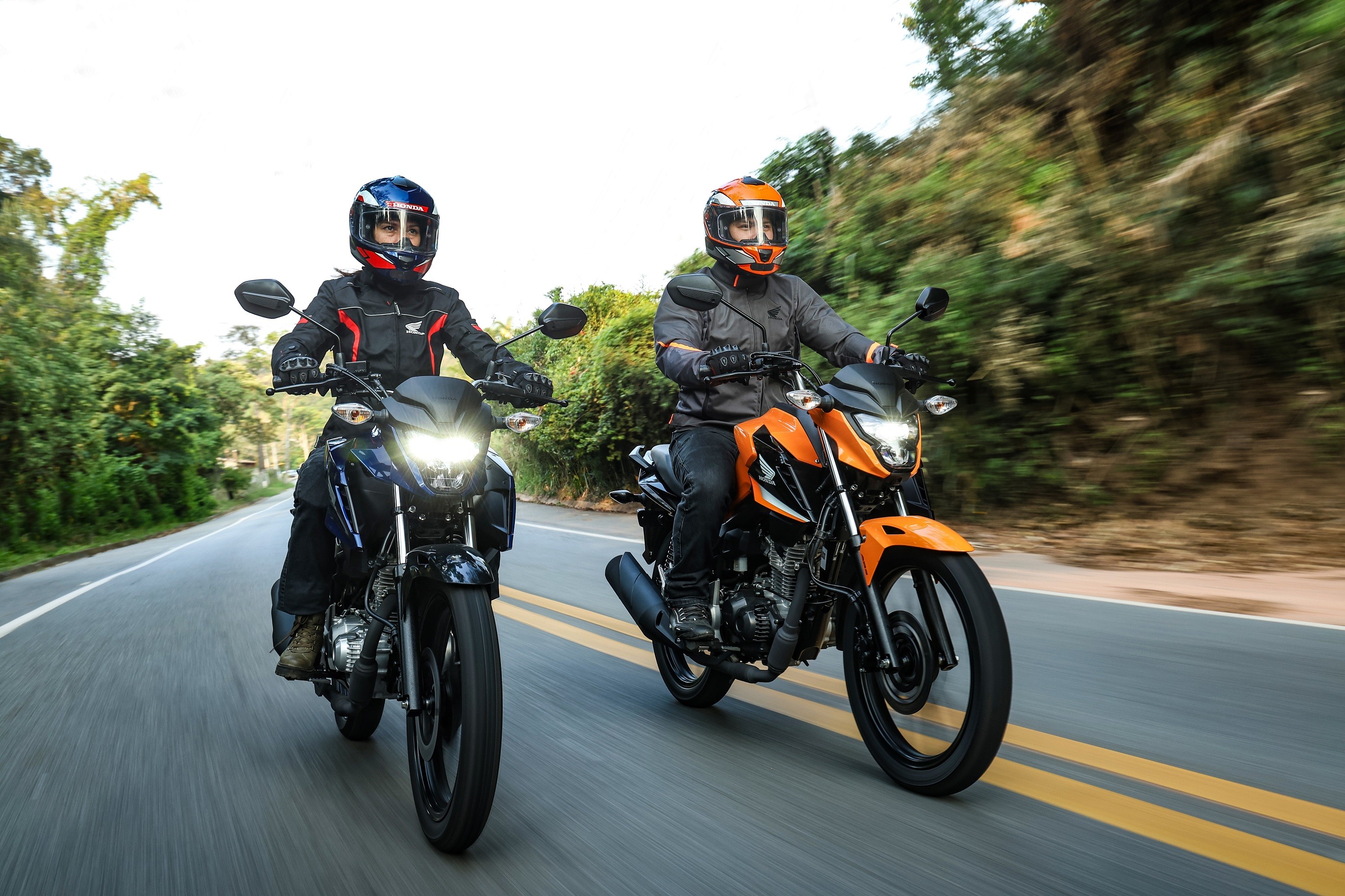 Brasil emplaca 1,6 milhão de motos até setembro, com a Honda CG como a ...