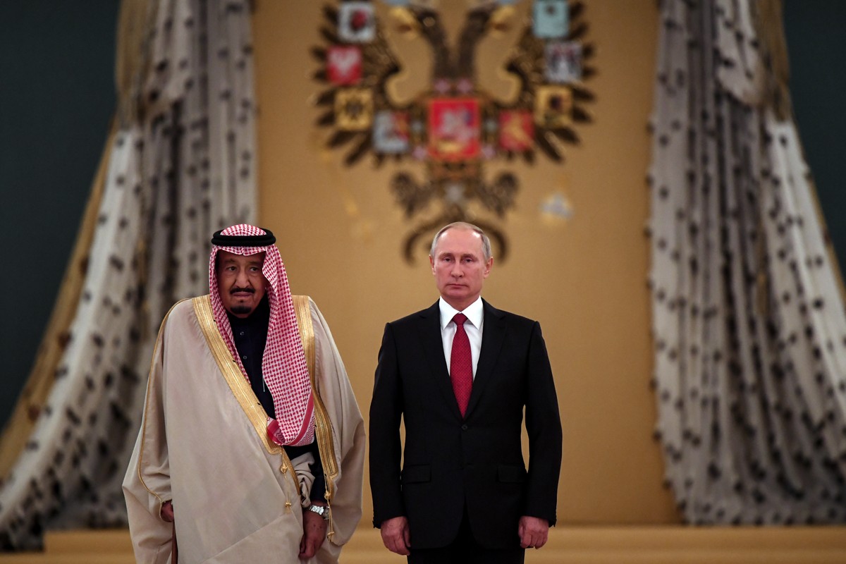 Putin e rei Salman assinam acordos comerciais e militares | Mundo | G1