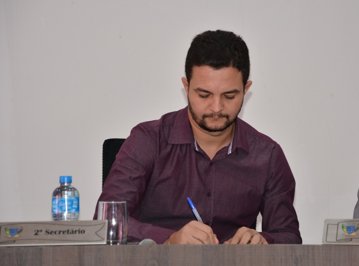 Vice-prefeito de Álvares Machado toma posse do comando do Poder ...