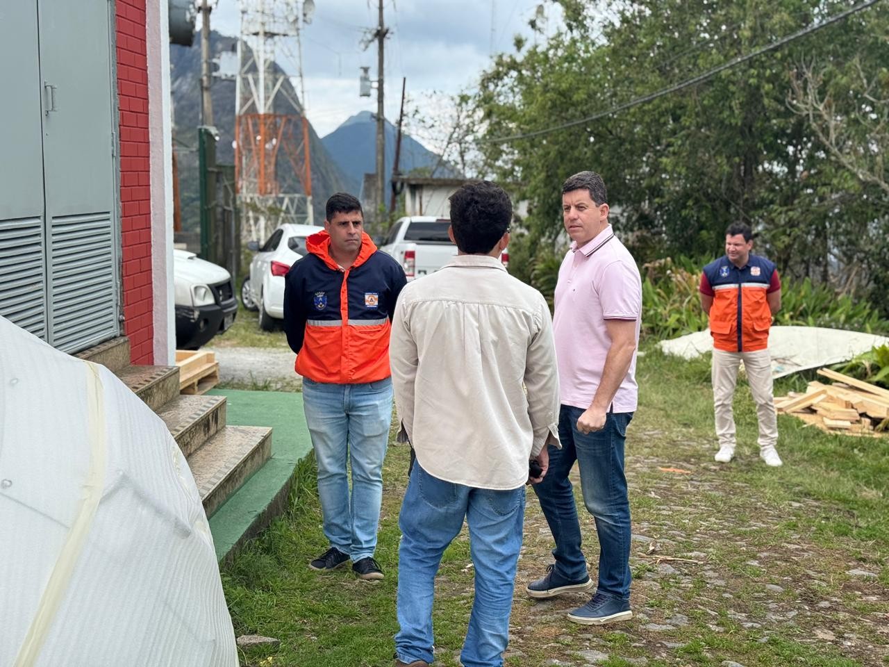 Radar meteorológico Banda X começa a ser instalado em Petrópolis | G1