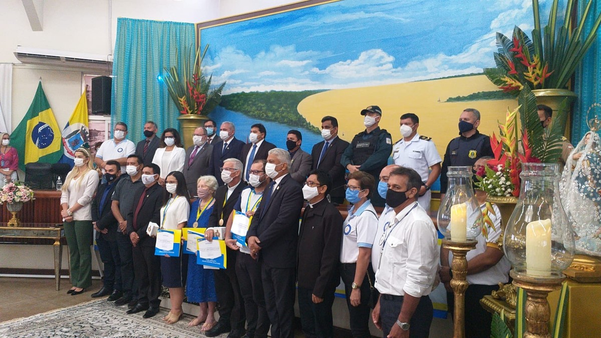 Sessão solene na Câmara marca entrega da Comenda do Mérito Nossa ...