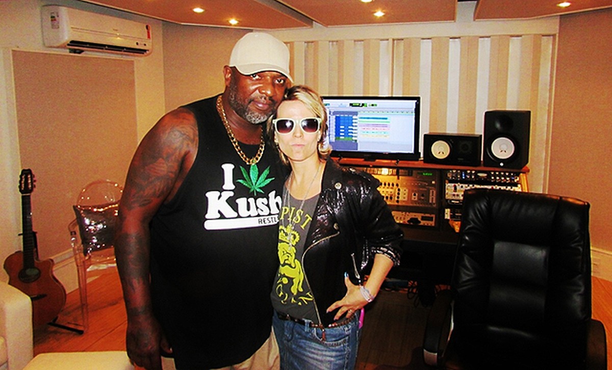 Mr. Catra deixa dueto com Marília Bessy em maliciosa marchinha de Ary ...