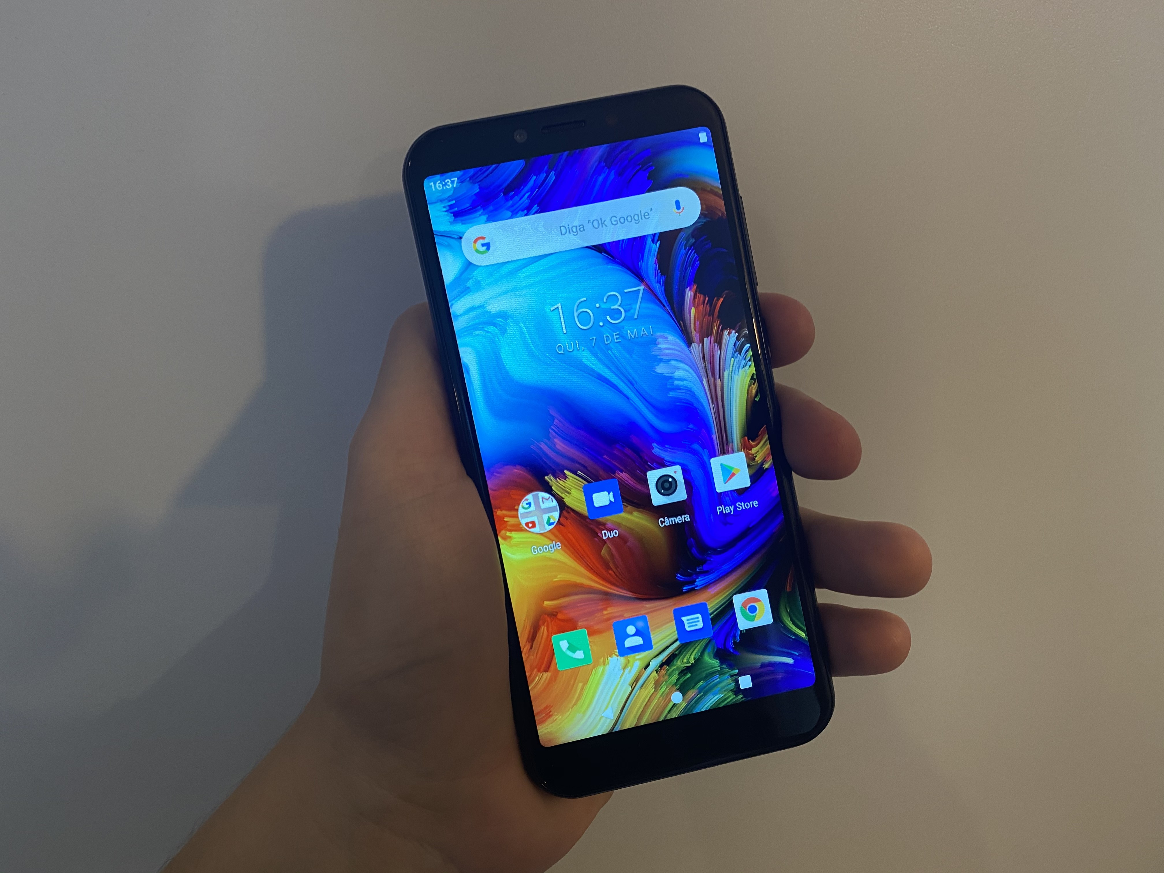 Philco lança primeiro smartphone da marca no Brasil por R$999 ...