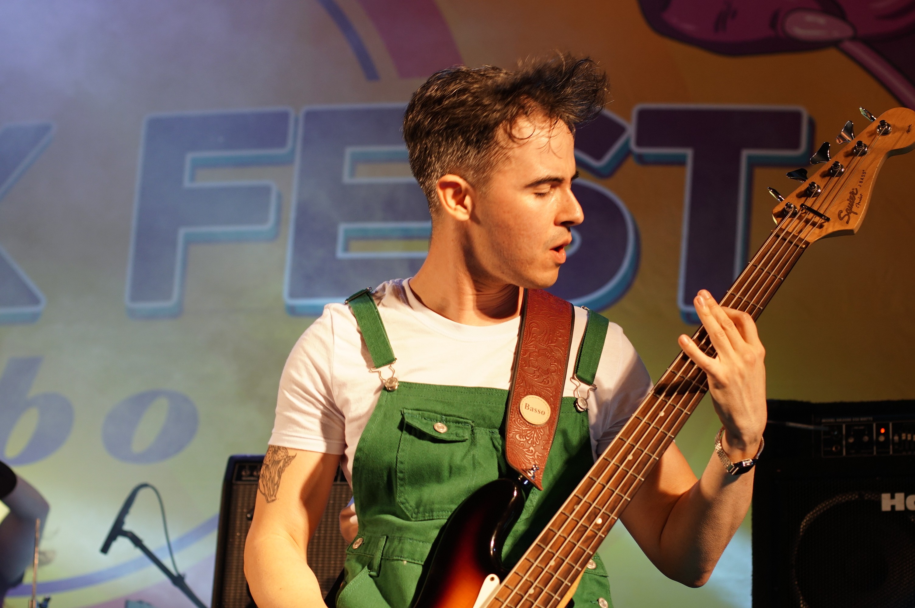 Crypta: quem é a banda brasileira que colocou o death metal feminino ...