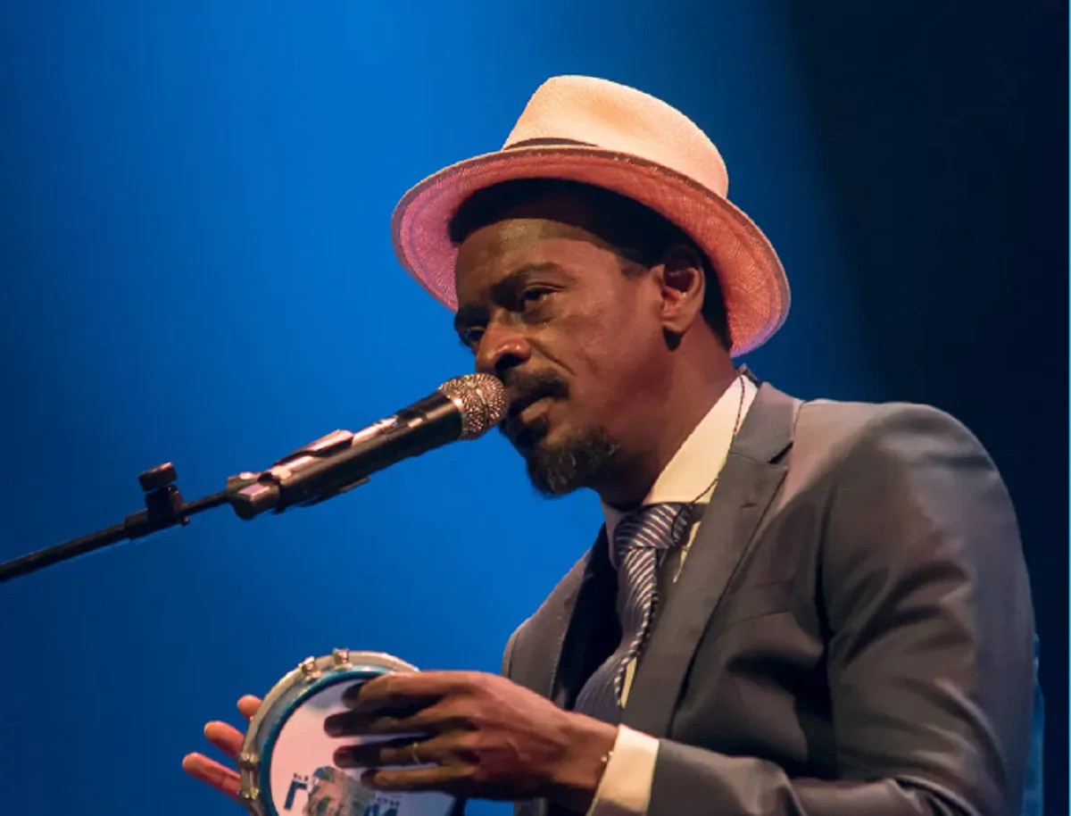 Cantor Seu Jorge é alvo de racismo e insultos durante show em clube de ...