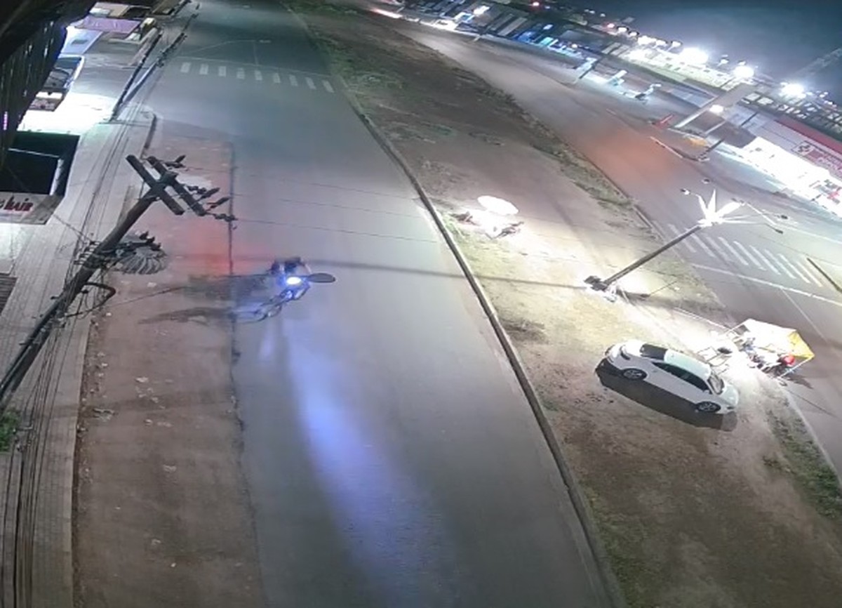 Ciclista morre atropelado por motociclista após atravessar via em Macapá | Amapá | G1