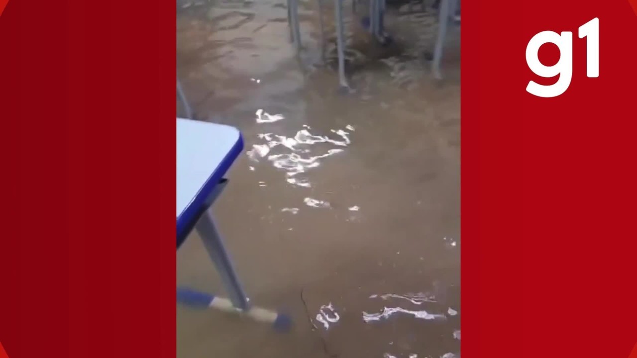 VÍDEO: escola fica alagada após tempestade em Cáceres (MT) | G1