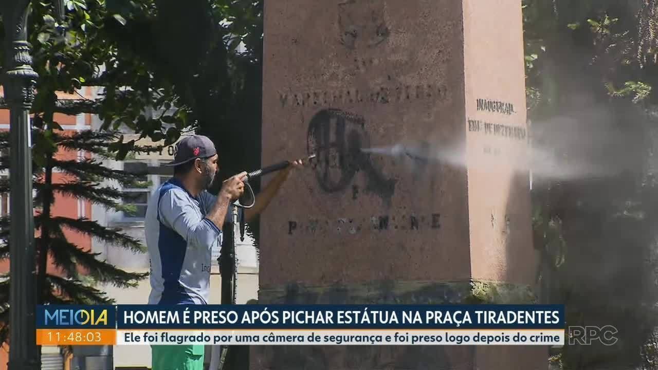 Jovem é multado em R$ 22 mil por pichar estátua em Curitiba | G1