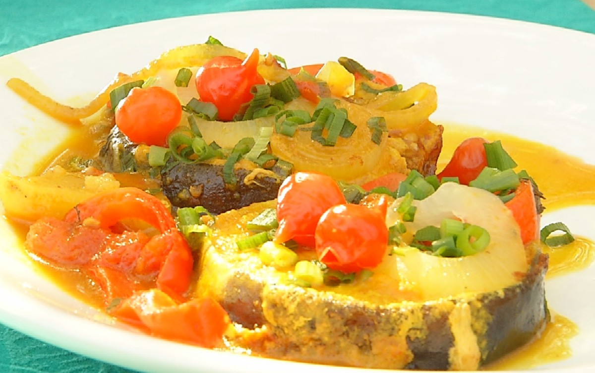 Moqueca de peixe: Prato do Dia ensina a fazer cozido com postas de ...