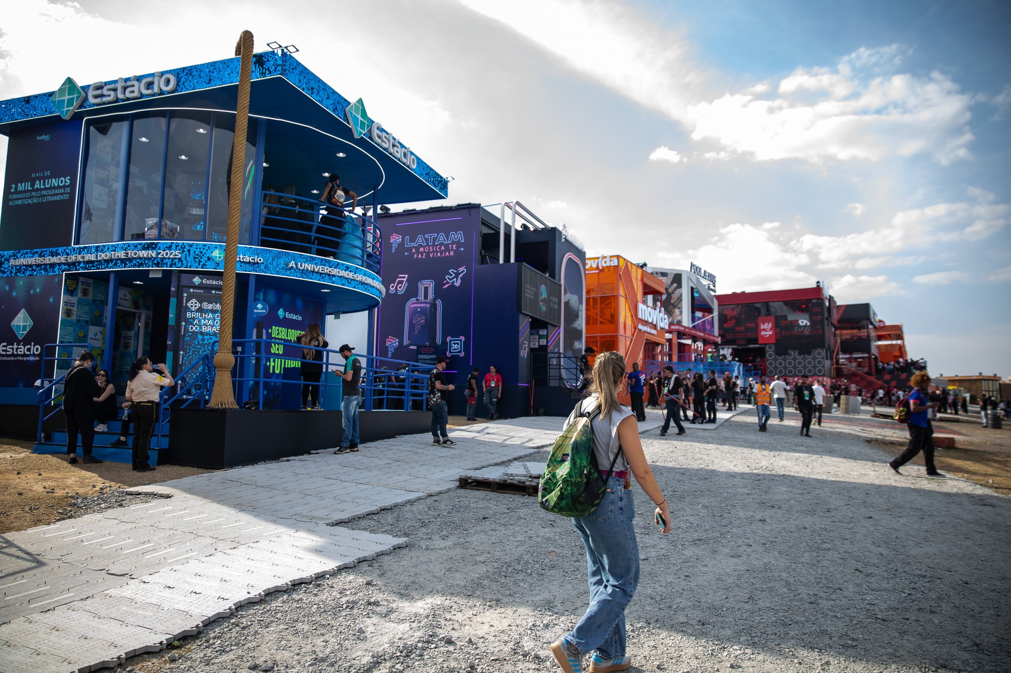 Fãs de música... e de brindes! The Town tem mais de 70 opções de mimos ...