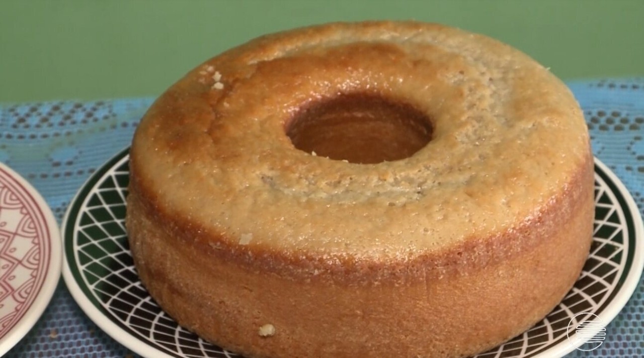Clube Rural ensina a preparar um delicioso bolo de ata durante festival ...
