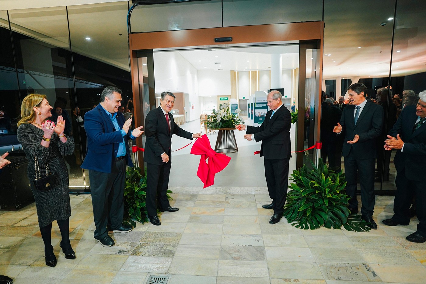 Unimed Londrina inaugura oficialmente hospital próprio da Cooperativa | G1