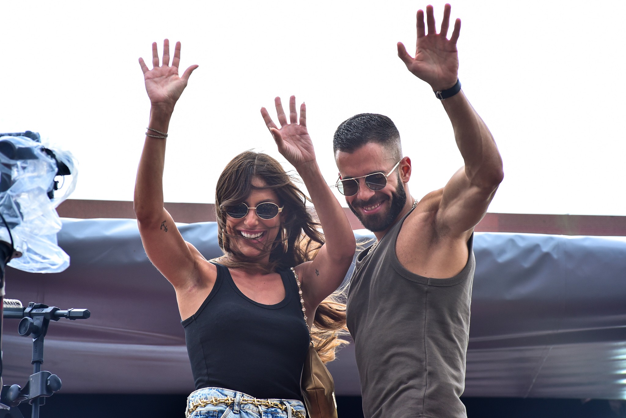Mari Gonzalez e Pipo Marques curtem apresentação de Bell Marques na ...
