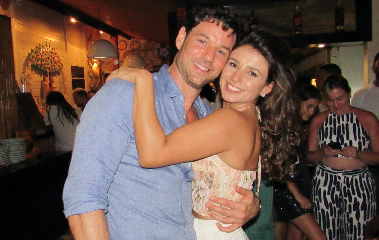 Paula Fernandes anuncia fim do namoro: 'Sou feita de amor' | G1