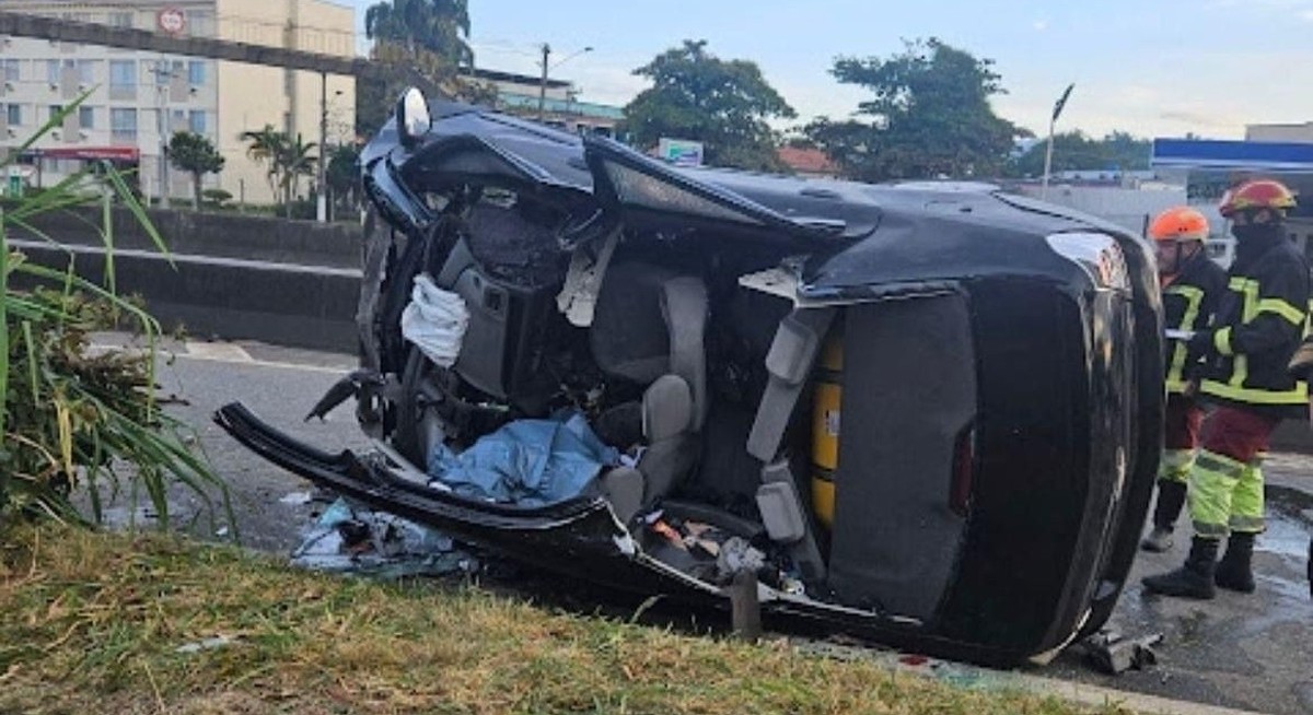 Motorista morre ao capotar com carro na Via Dutra, em Resende | Sul do ...