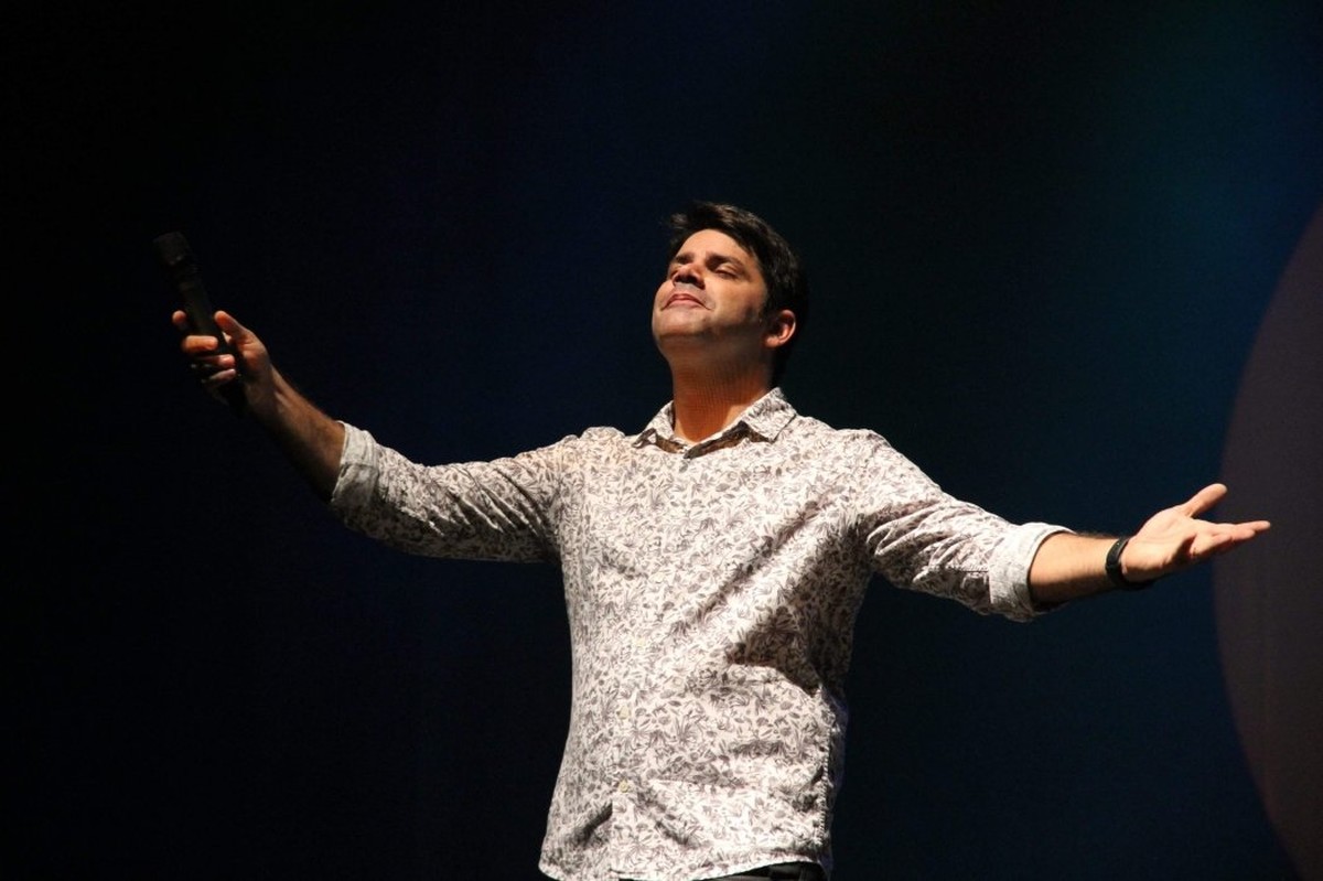 Jornalista Lair Rennó traz a Vitória stand up musical 'Olá, Lair ...