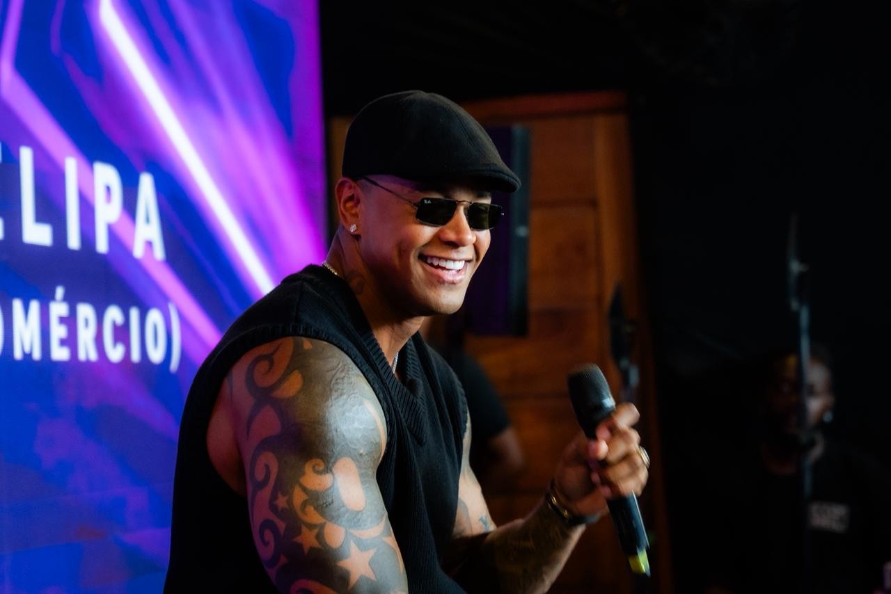 Léo Santana grava show gratuito de 20 anos de carreira neste domingo | G1