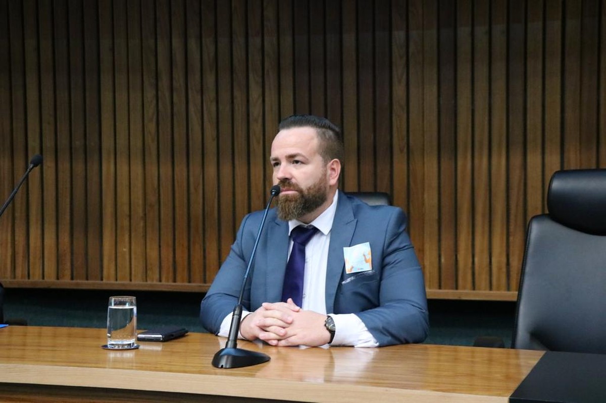 Leniel Borel, pai do menino Henry, é o 8º mais votado na eleição para ...