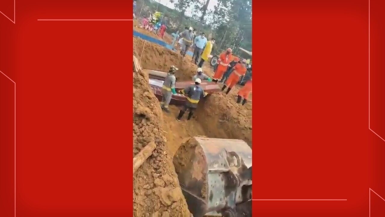 Prefeitura de Manaus faz valas comuns em cemitério para enterrar ...