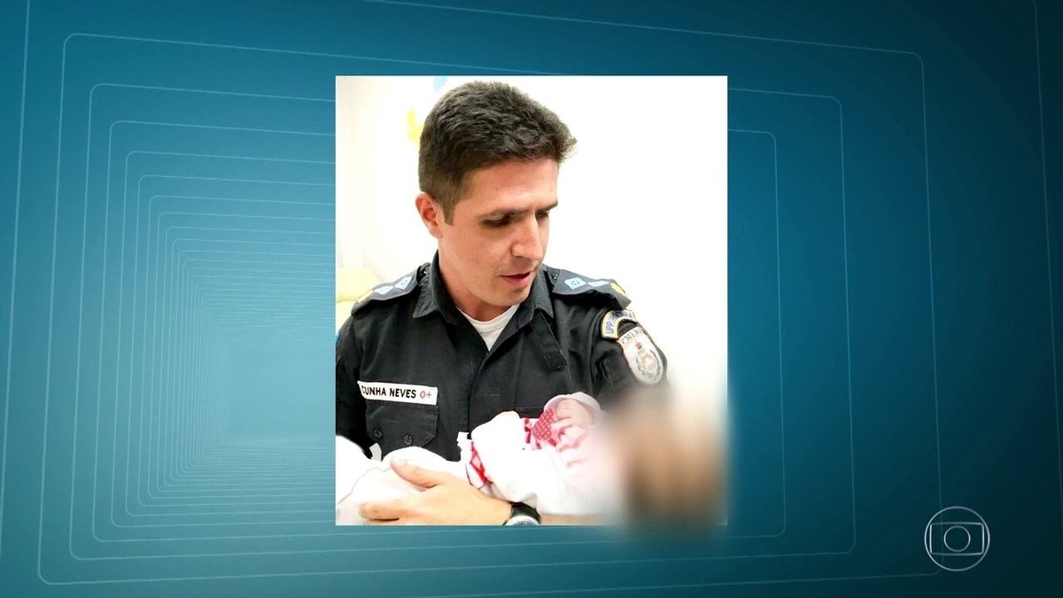 Bebê é encontrado em escadaria da Rocinha, no Rio | Rio de Janeiro | G1