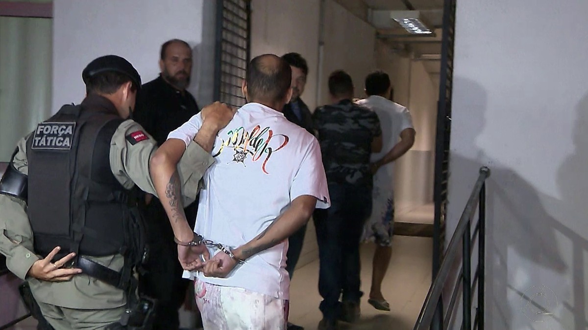 Irmãos São Presos Suspeitos De Tiroteio Que Matou Um E Feriu Dois