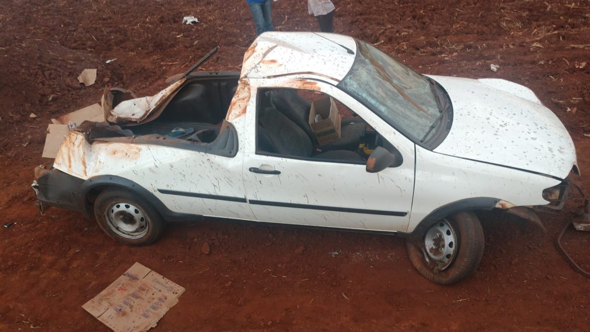 Homem morre em capotamento na PR-559, em São Carlos do Ivaí | Norte e Noroeste | G1