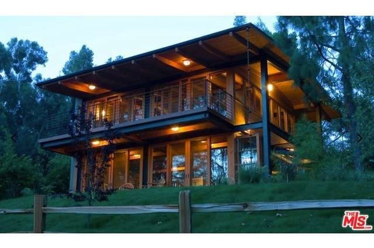 Veja antes e depois da casa de Gerard Butler, após destruição em ...