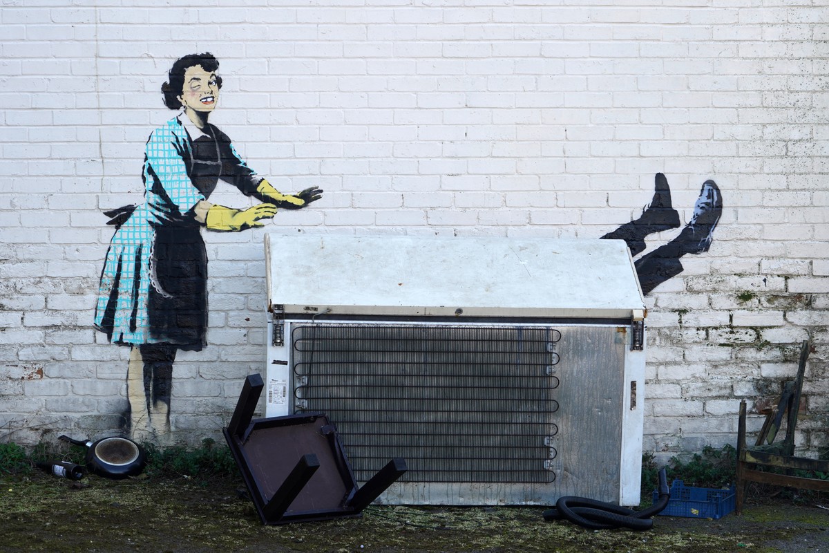 Banksy faz grafite sobre violência doméstica no Valentine's Day | Pop ...