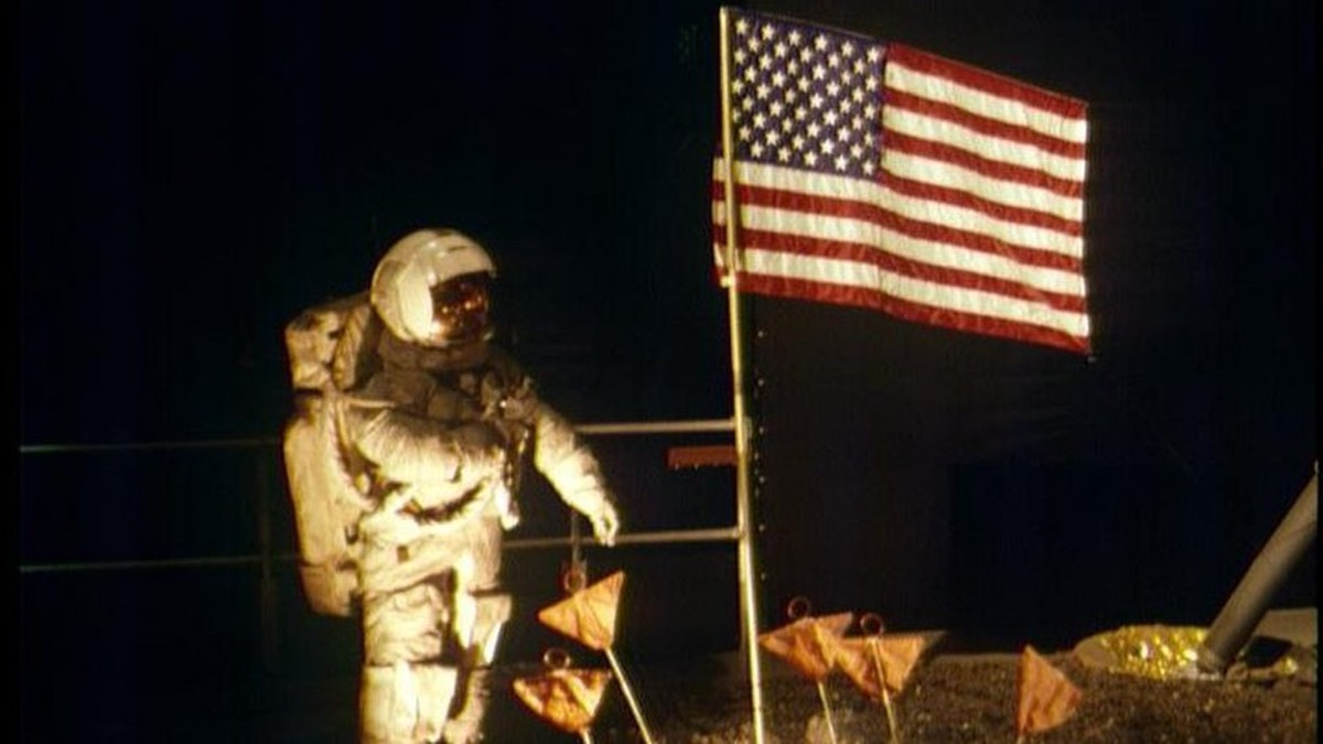 O que você sabe sobre exploração espacial e a chegada do homem à Lua ...