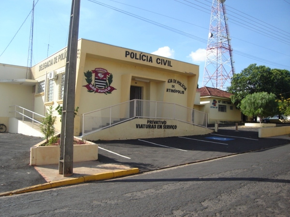 Ex Agente Penitenciário Atira Contra Esposa E Comete Suicídio Em