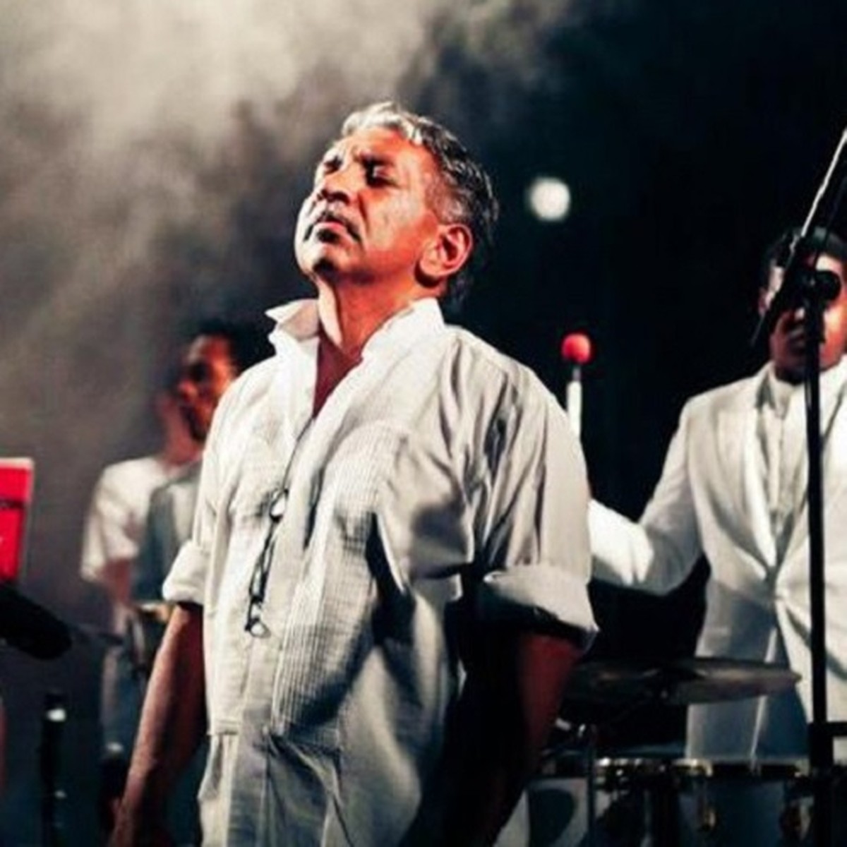 Revolucionário e genial: quem foi Letieres Leite, parceiro de Caetano e ...