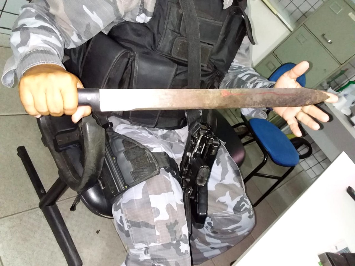 Motorista De Aplicativo é Agredido Após Buzinar Para Pedir Socorro