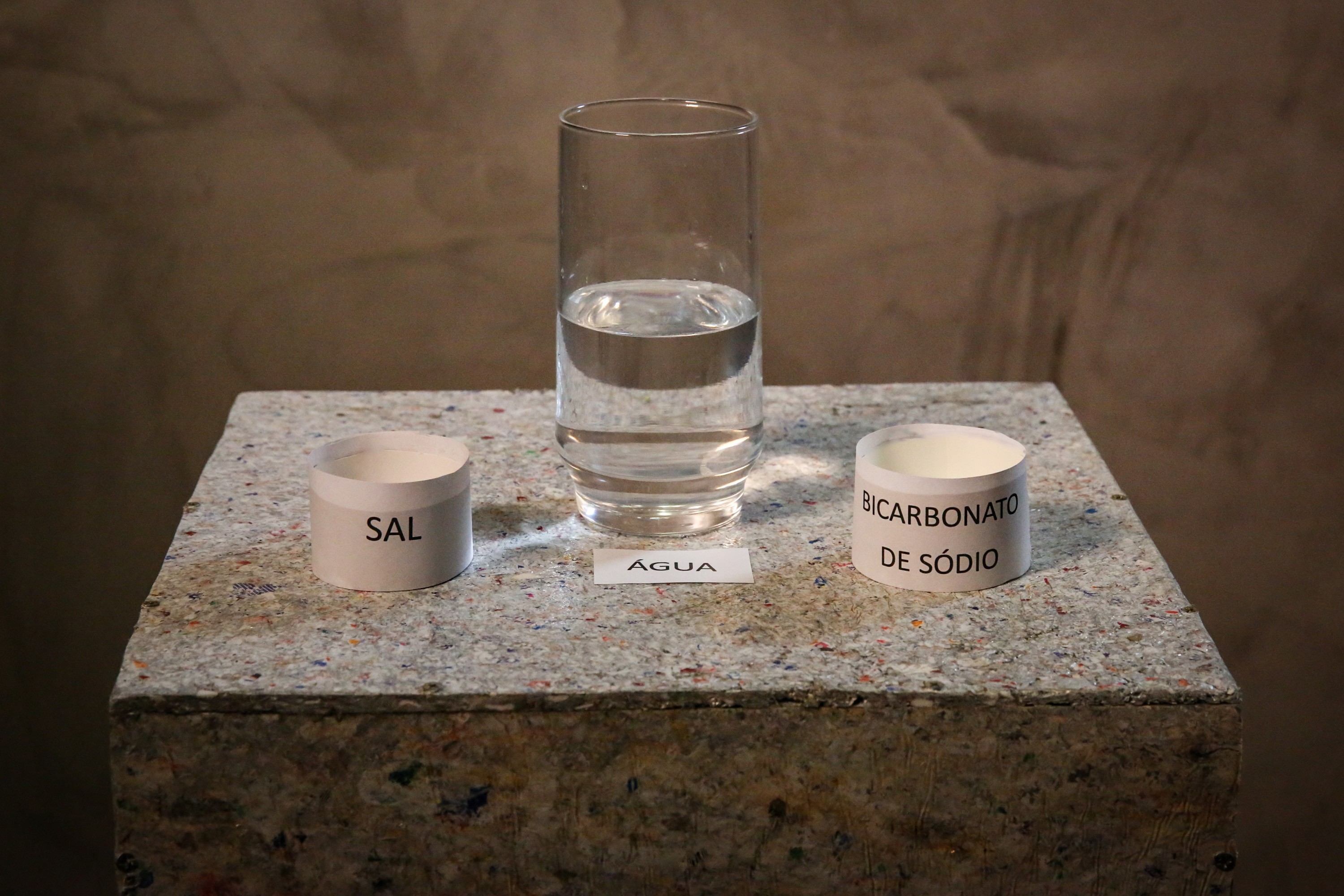 Gargarejo para dor de garganta: receita caseira pode mesmo ajudar ...