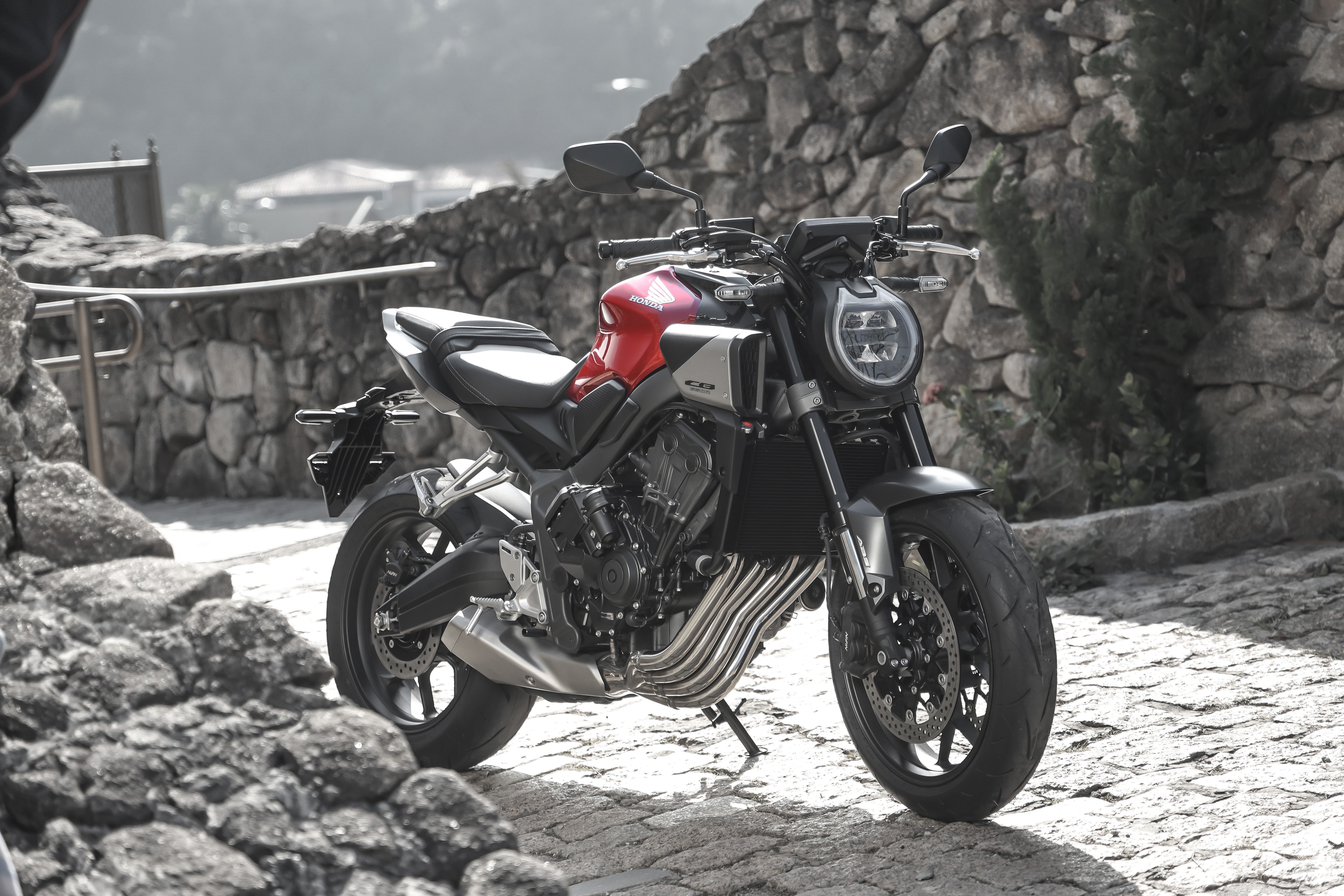 Honda CB 650R chega por R$ 58.270, com novo câmbio amigo dos iniciantes ...