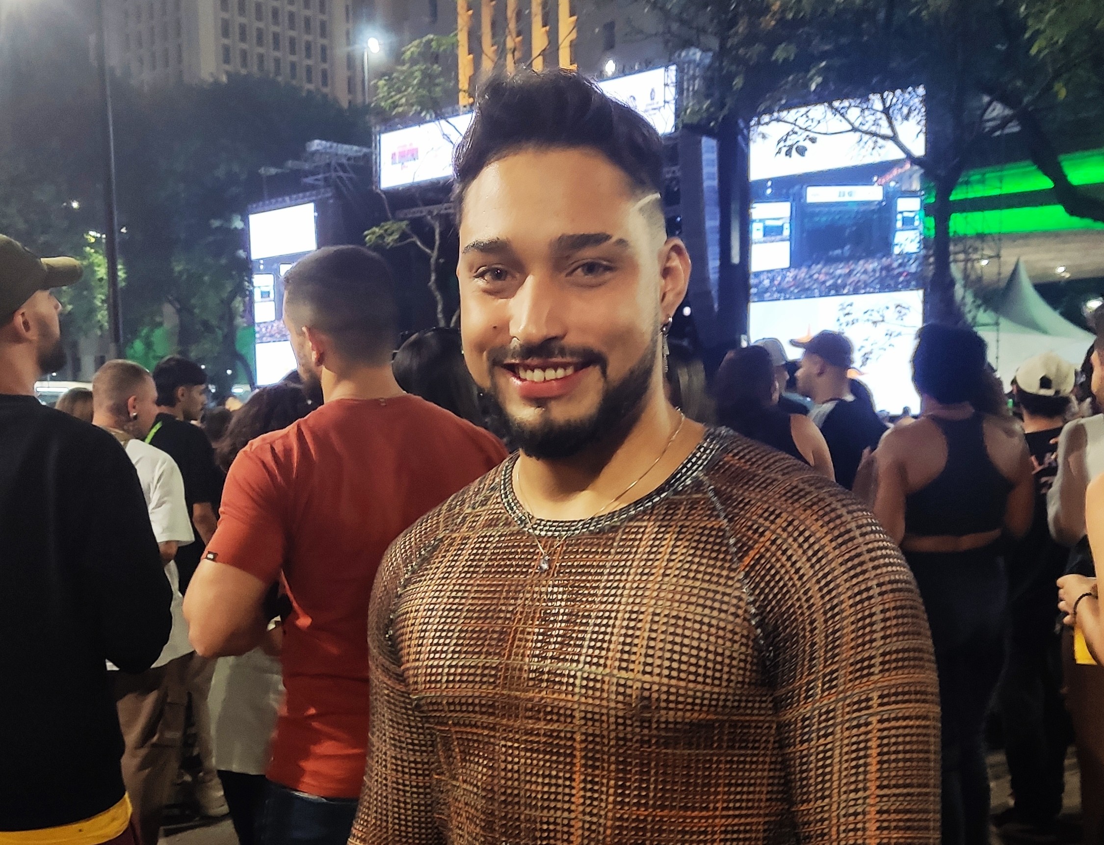 Pabllo Vittar lota o Anhangabaú durante a madrugada na Virada Cultural ...