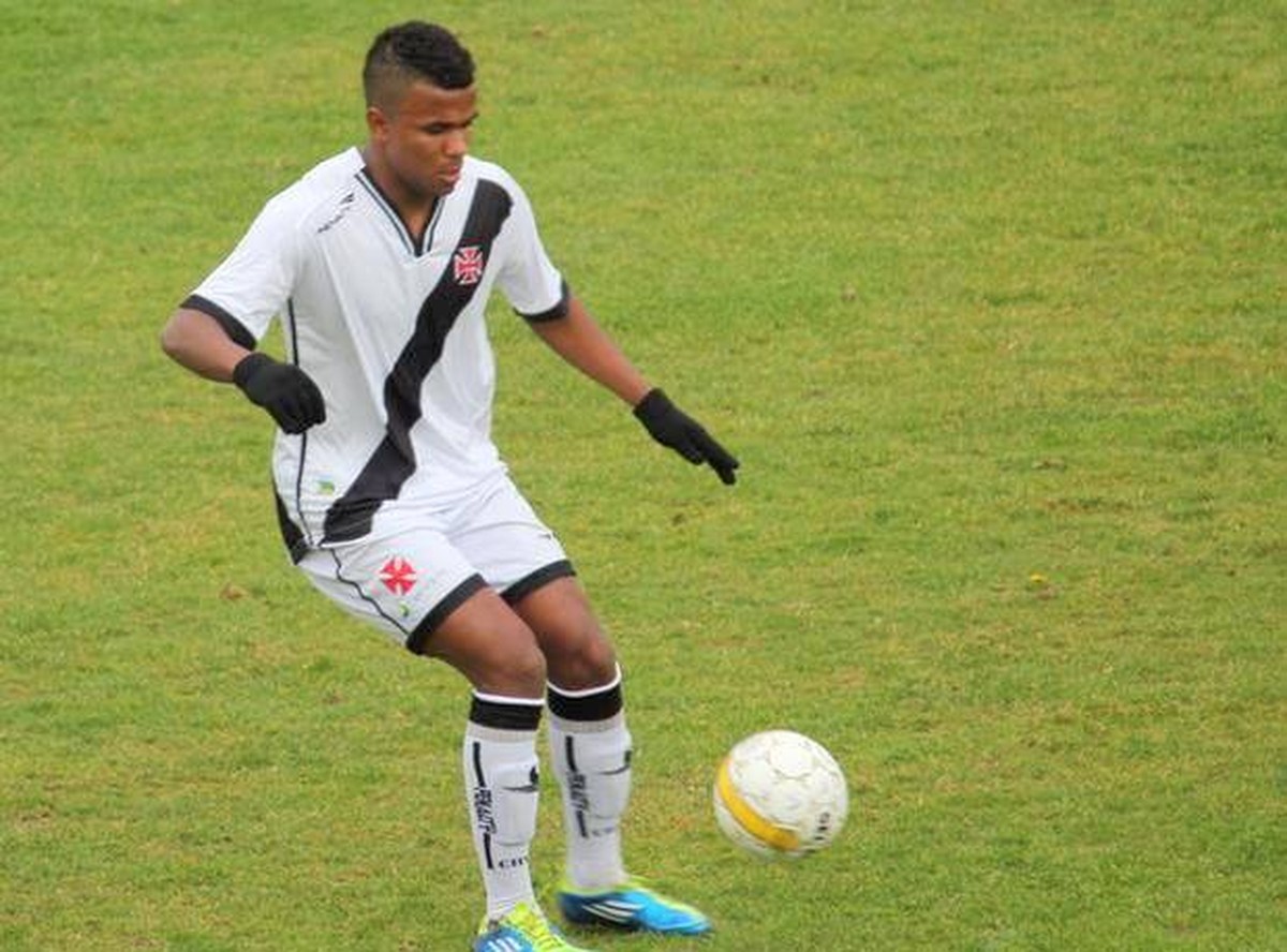 Ex-Vasco morto a tiros voltaria para o Equador neste sábado: 'Arrasados ...