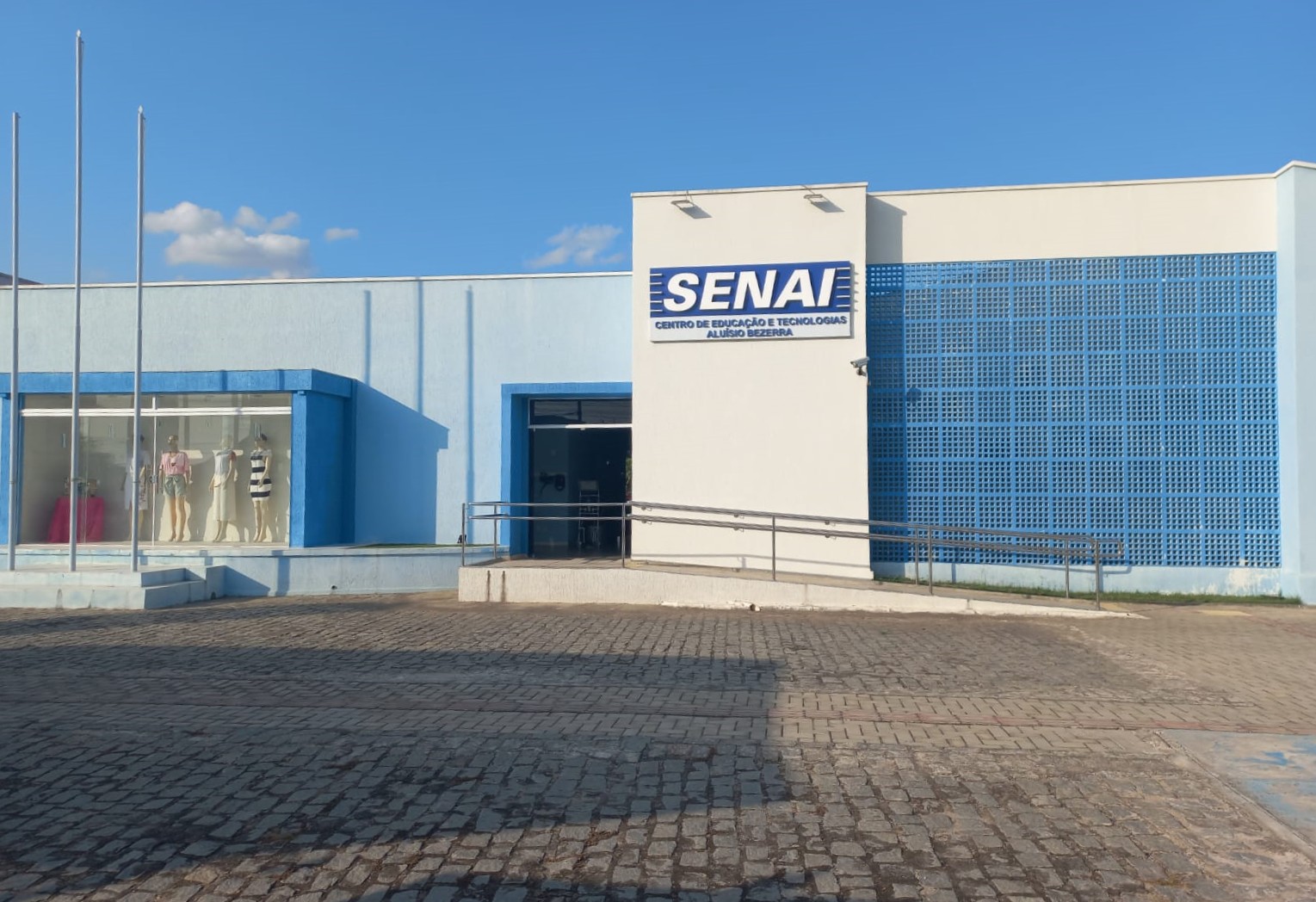SENAI Santa Cruz impulsiona capacitação para a indústria têxtil e de ...