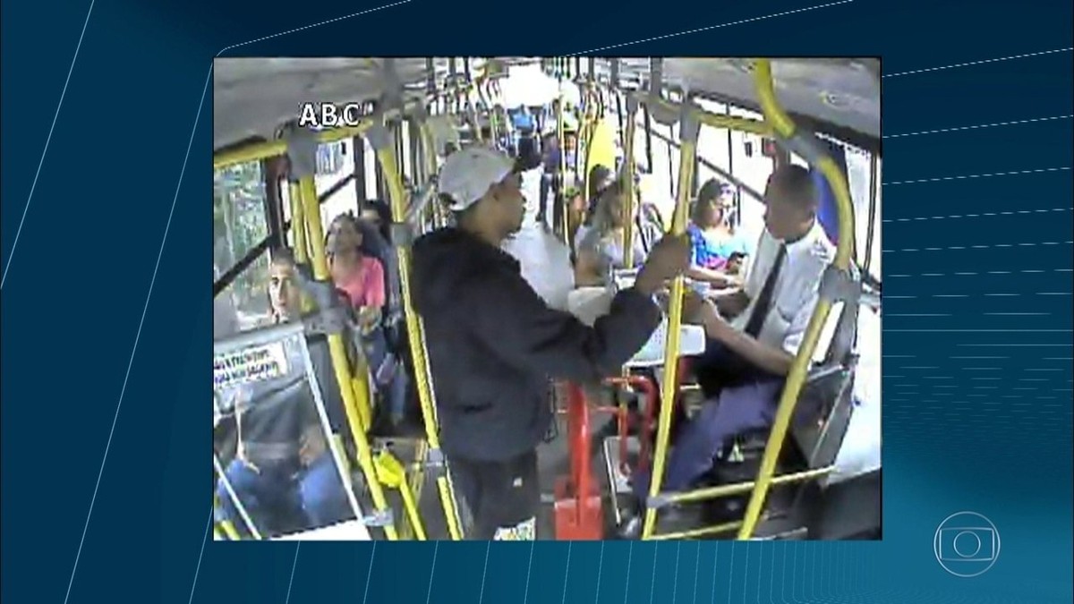 Refém de ônibus sequestrado no Rio diz que lembrou do caso do ônibus ...