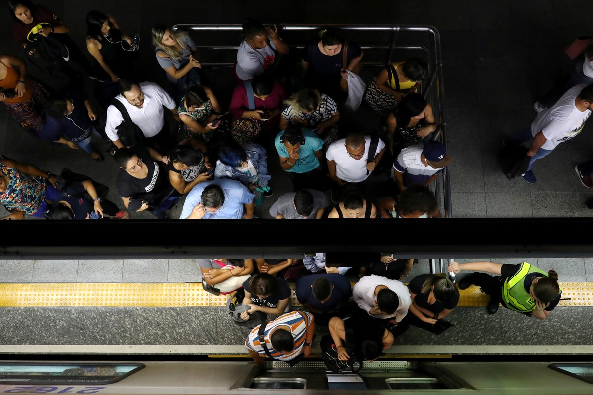 Casos De Importunação Sexual E Estupro No Transporte Público Batem