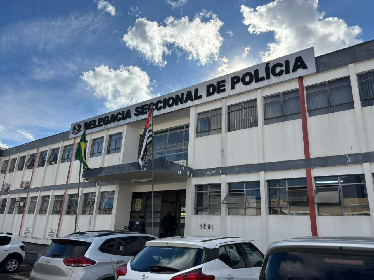 Esposa de homem que morreu em acidente é achada morta dentro de casa | G1