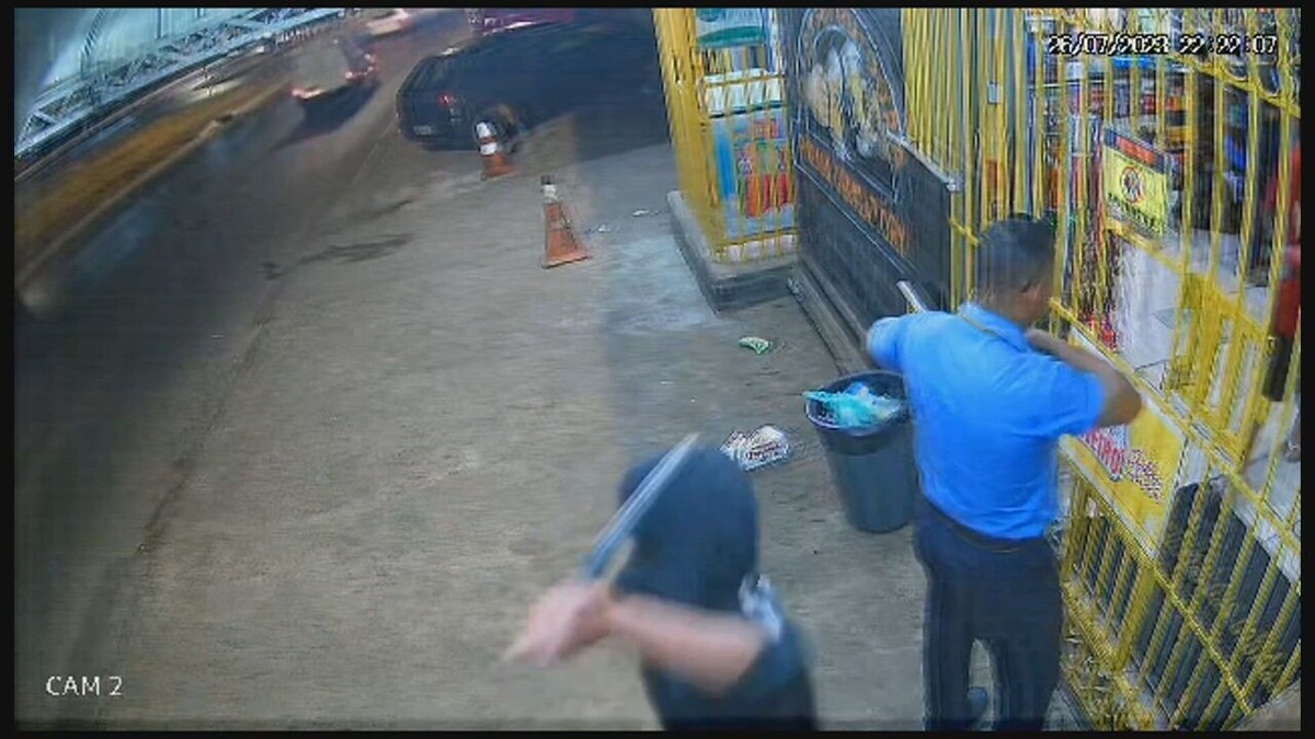 VÍDEO: homem é esfaqueado pelas costas em frente a terminal rodoviário, no DF | Distrito Federal ...