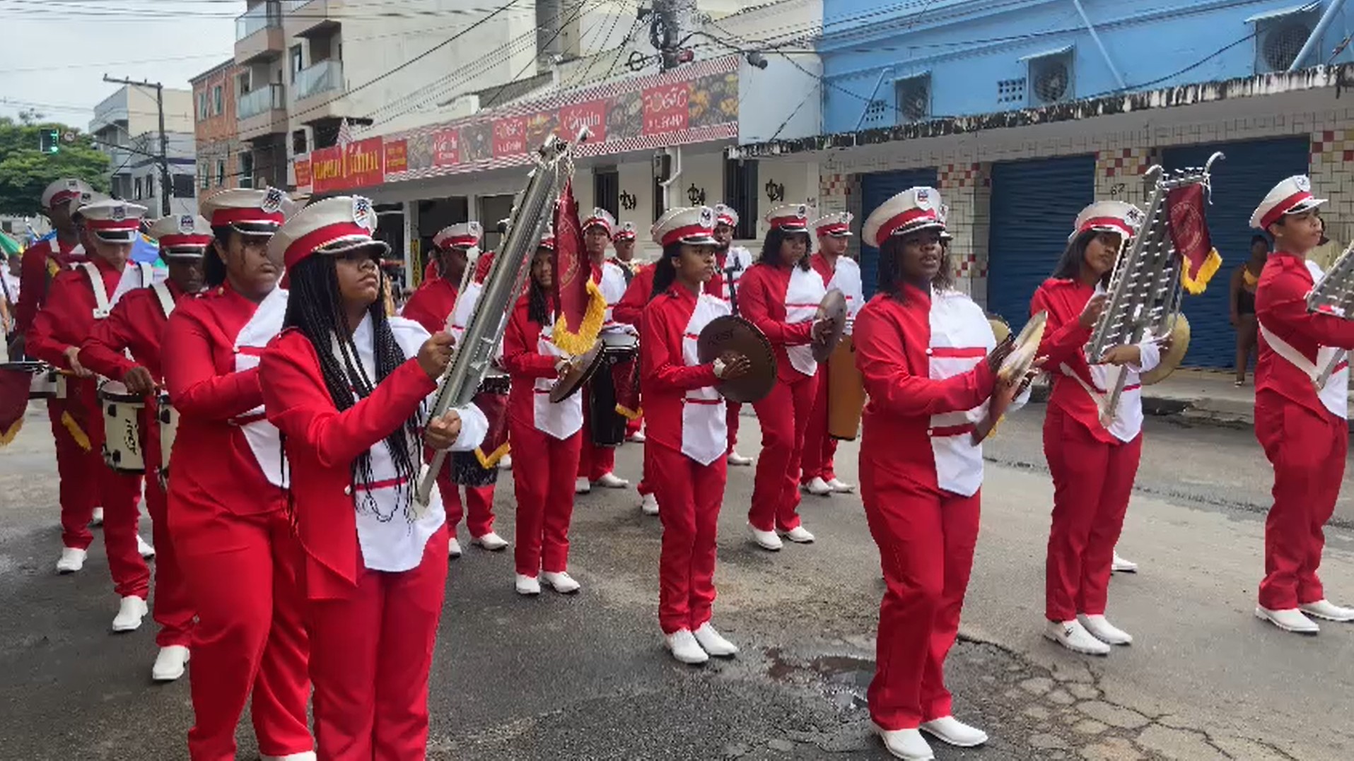 Conceição de Macabu celebra 71 anos com hasteamento de bandeira e ...