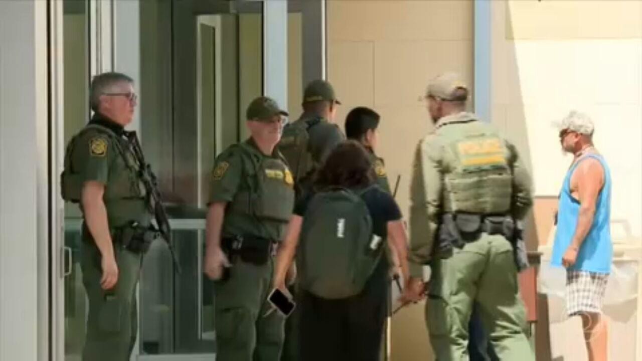 Ataque a tiros em escola no Texas mata 14 crianças e uma professora | G1